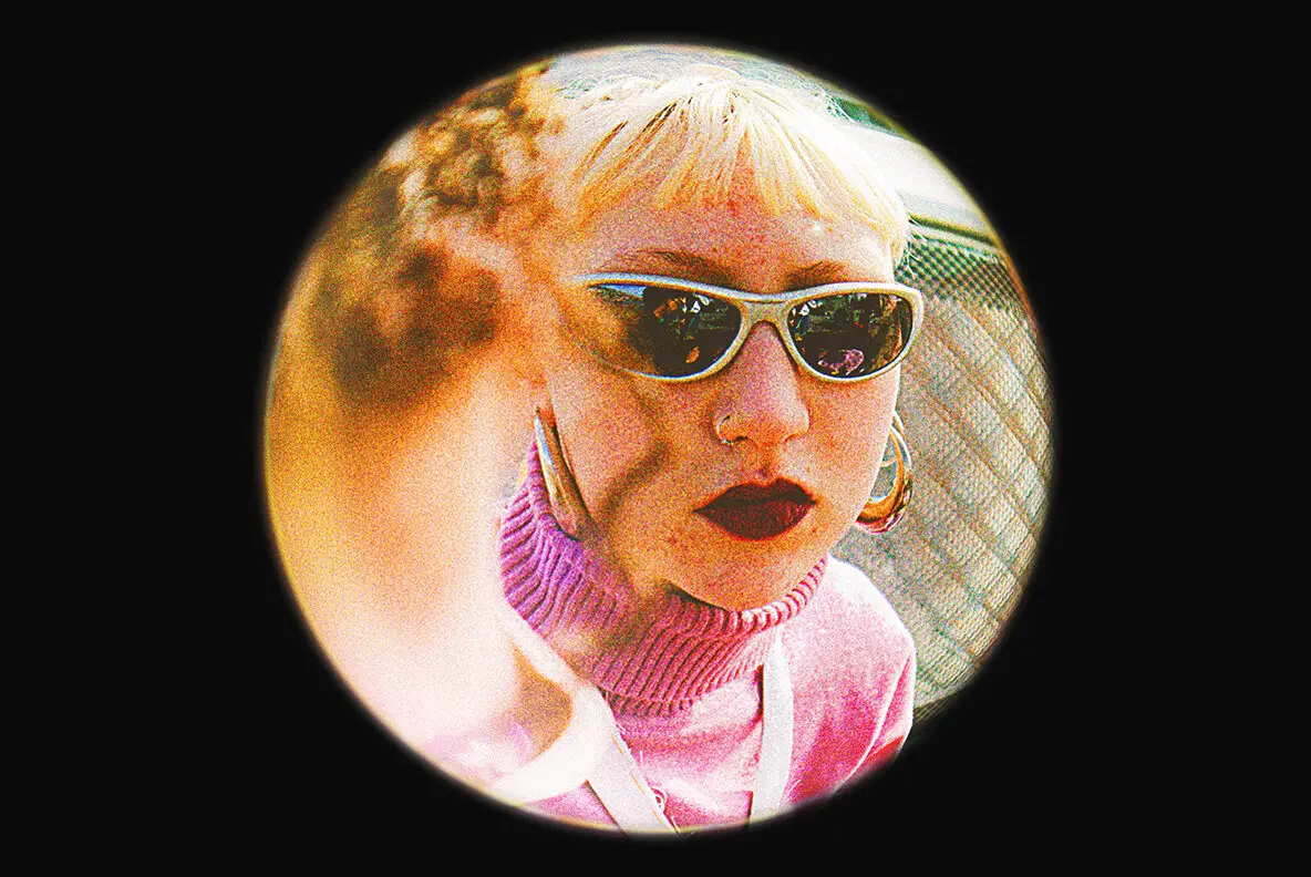 Fisheye Lens Photo Effect - YouWorkForThem