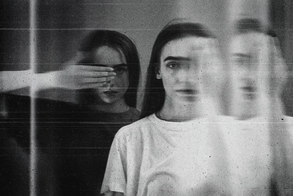 Smudged Scan Photo Effect - YouWorkForThem