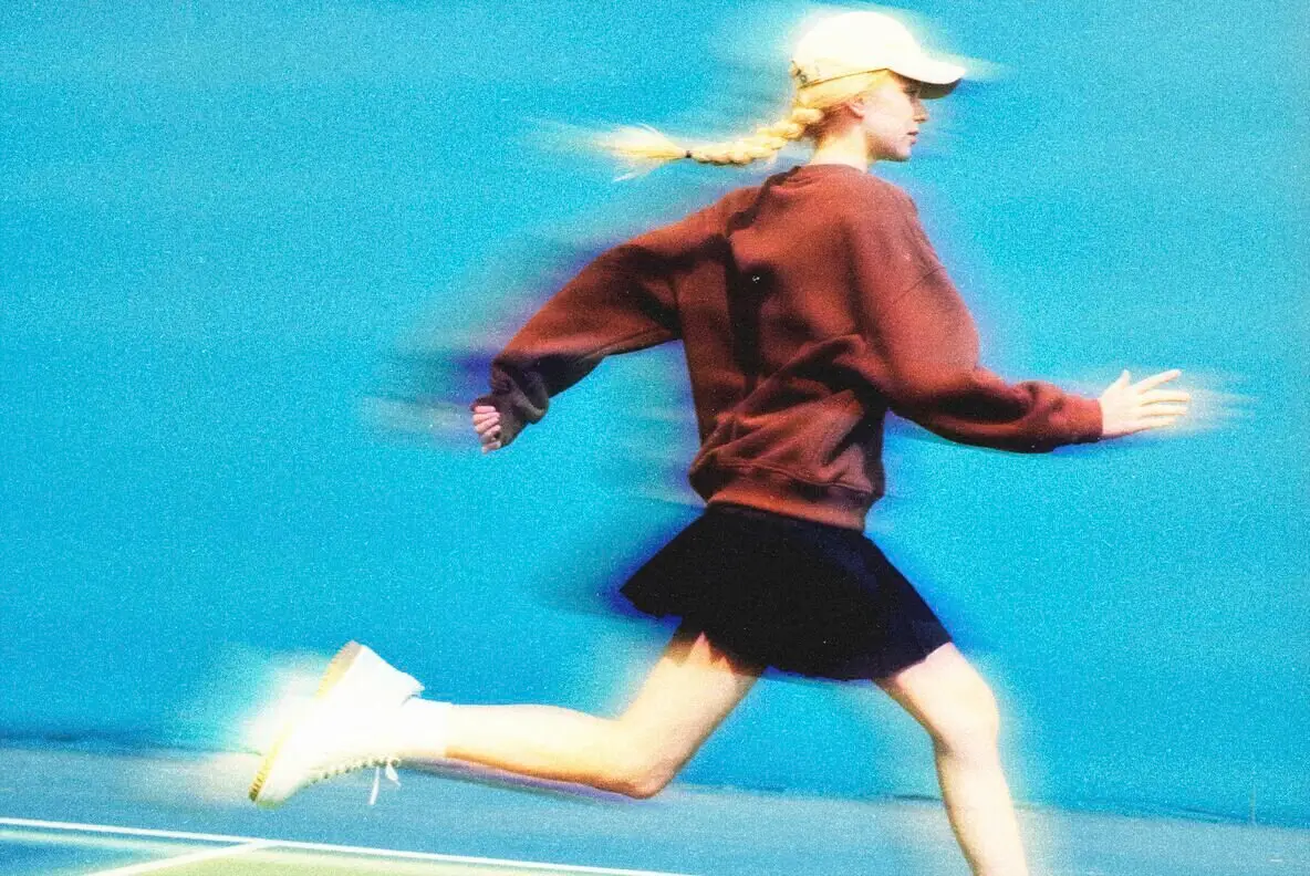 Blurred Motion Photo Effect - YouWorkForThem