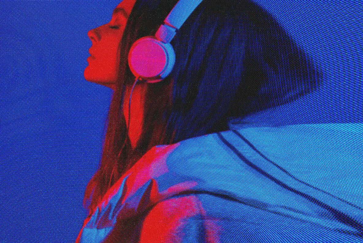 Bad Signal Photo Effect - YouWorkForThem