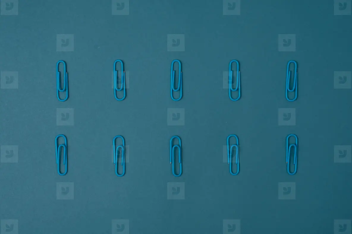Blue Paper Clips Photo (108326) - YouWorkForThem