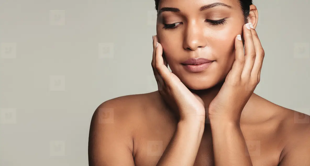 Beautiful Young Woman With Perfect Skin Photo (125121) - YouWorkForThem