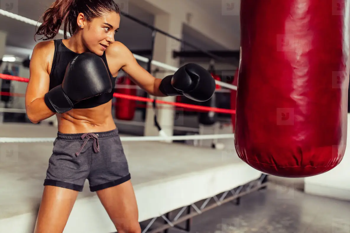 Strong Athletic Young Female Boxer Photo (126587) - YouWorkForThem