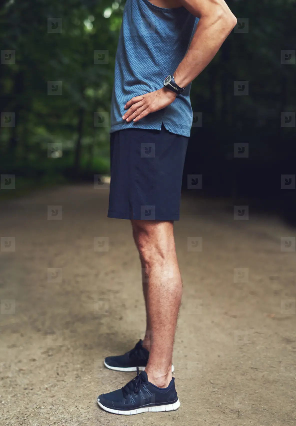 Headless Shot Of Athletic Man Standing At The Park Photo (147846 ...