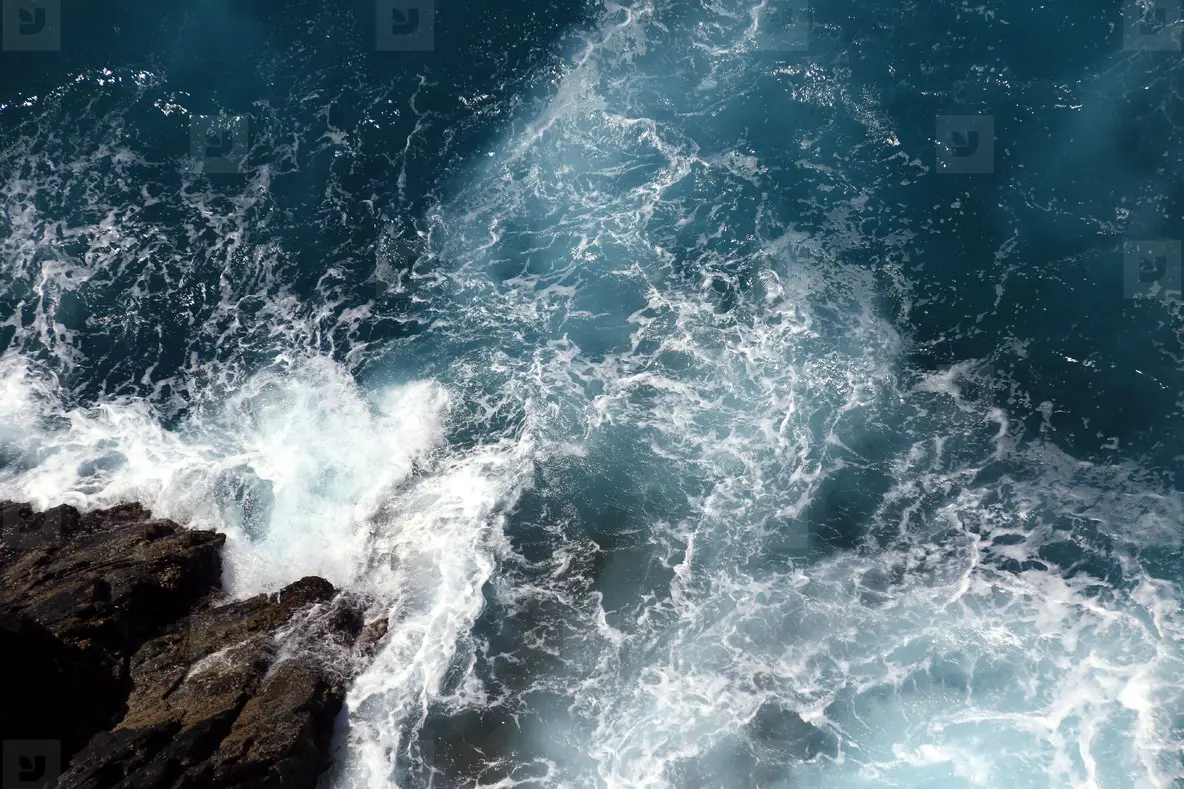 Blue Waves And White Foam Photo (148738) - YouWorkForThem