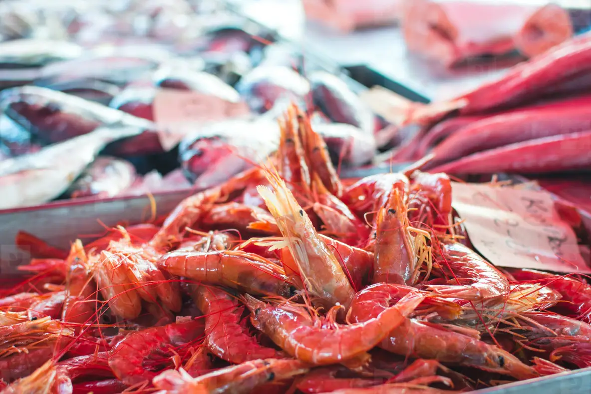 Raw Red Prawns For Sale Photo (160394) - YouWorkForThem
