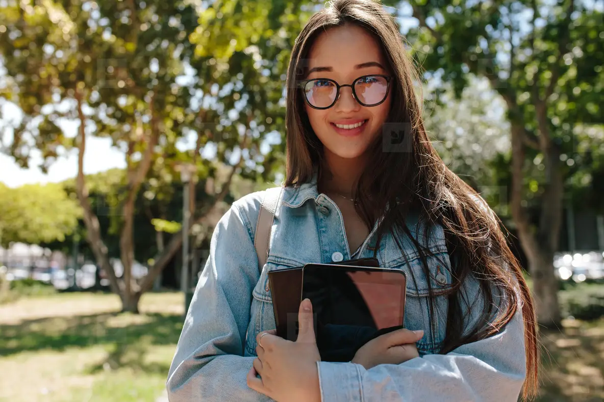 Portrait Of A Female College Student Photo (167501) - YouWorkForThem
