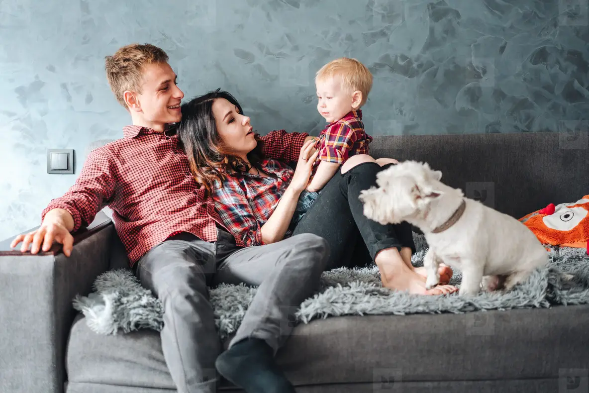 Happy Family With Puppie Photo (168934) - YouWorkForThem