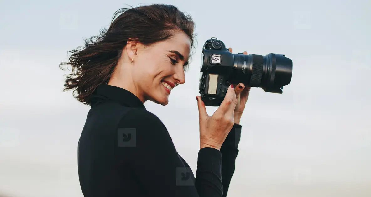 Enjoying At Outdoors Photo Shoot Photo (171538) - YouWorkForThem