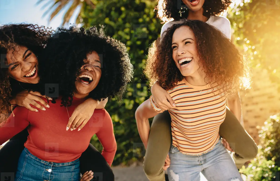 Friends Having Fun On Day Out Photo (173478) - YouWorkForThem