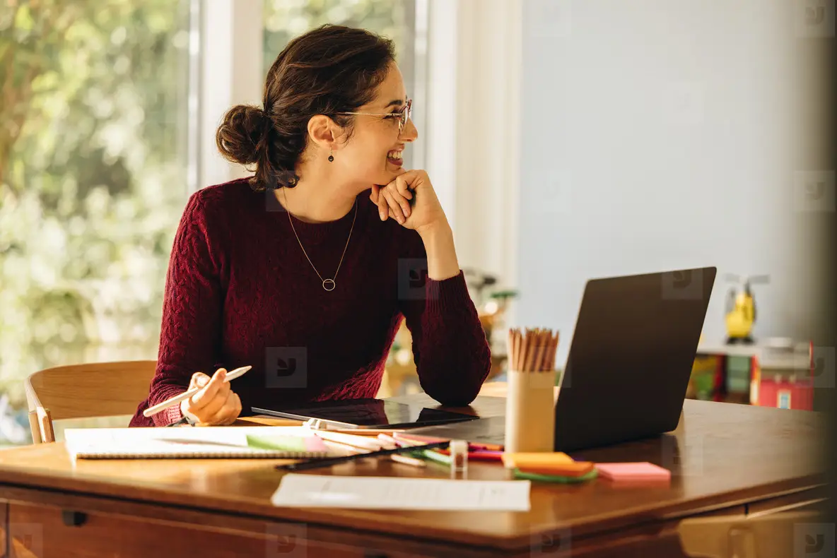 Female Artist Working From Home Photo (235044) - YouWorkForThem