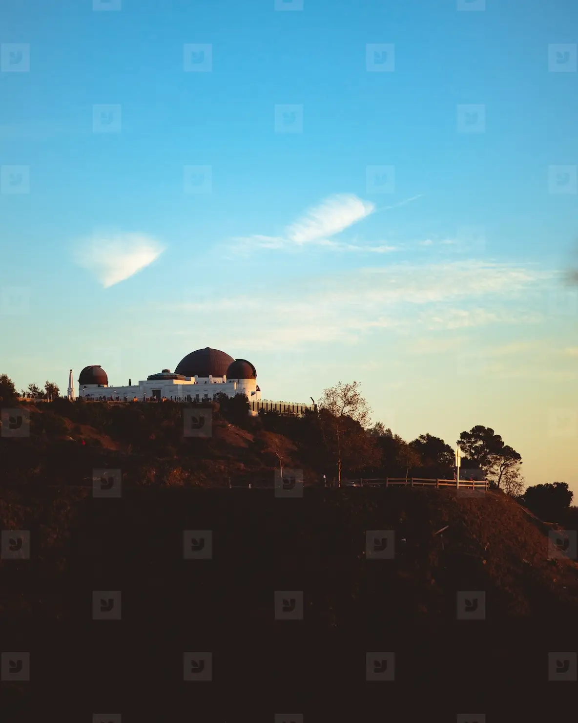 Griffith Observatory At Sunset Photo (247686) - YouWorkForThem