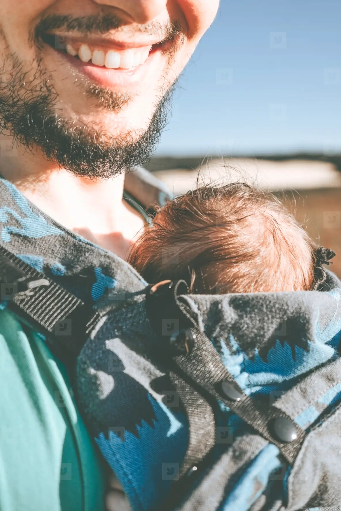 Single Male Parent Carrying Her Baby With A Backpack Photo (249987 ...