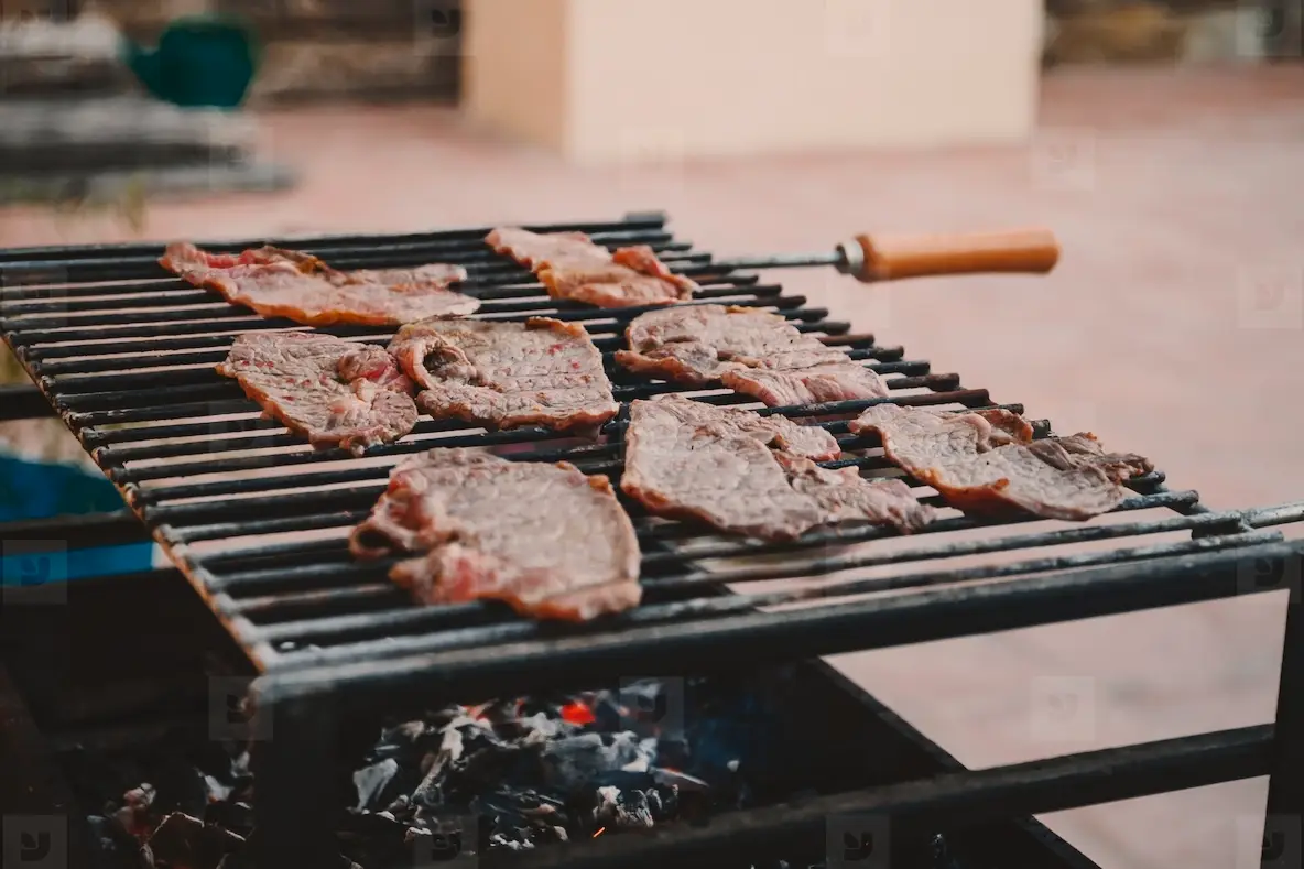 Fresh Meat Steaks On A Grill, Su Photo (277300) - YouWorkForThem