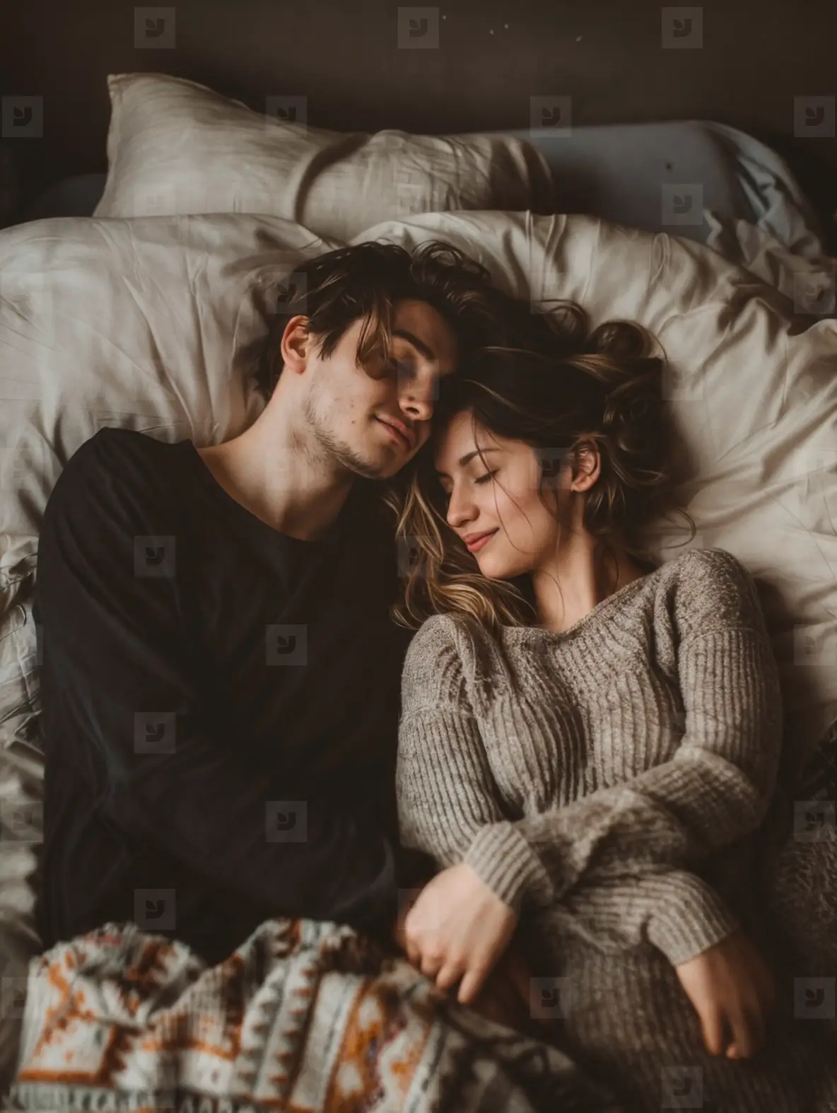A Romantic Couple In Bed Photo (290053) - YouWorkForThem