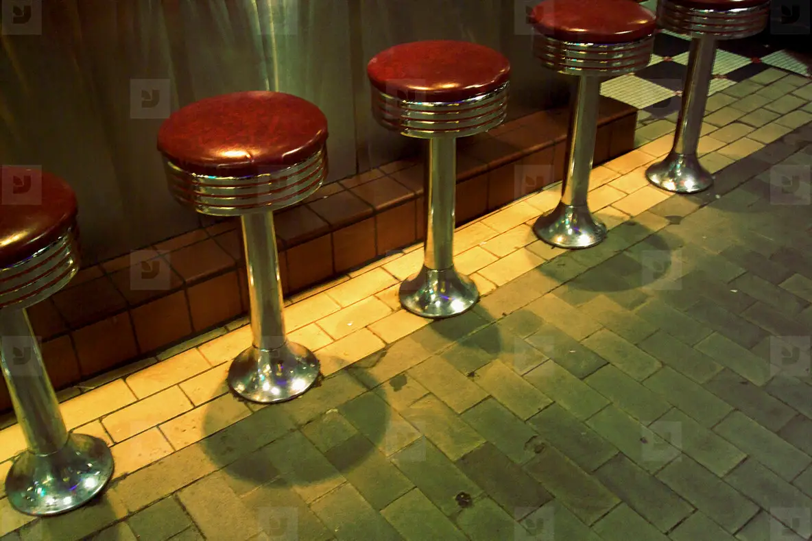 Red Vinyl Diner Seats Photo (34013) - YouWorkForThem