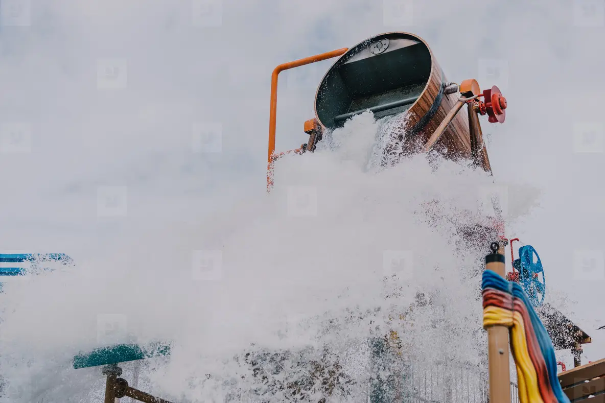 Water Park Splash Photo (56974) - YouWorkForThem