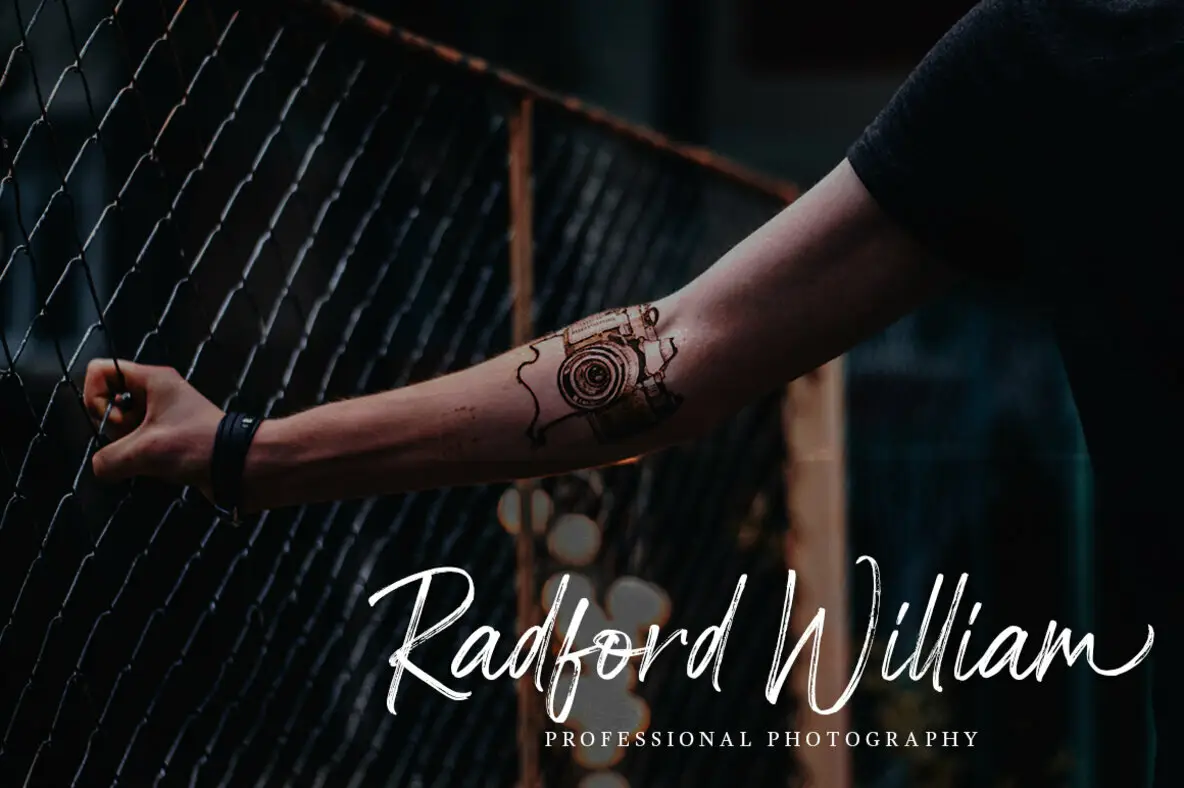 Riverstyle Font - YouWorkForThem