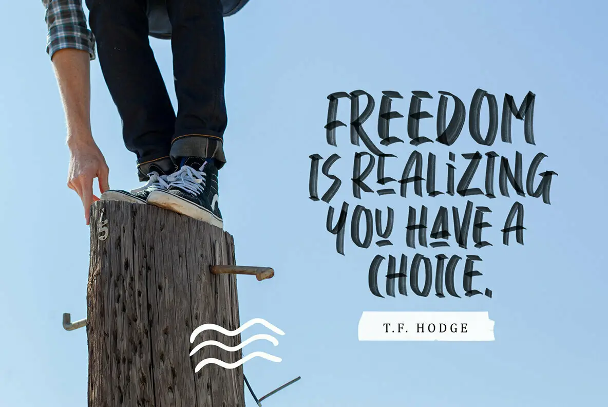 Daviton SVG Font - YouWorkForThem