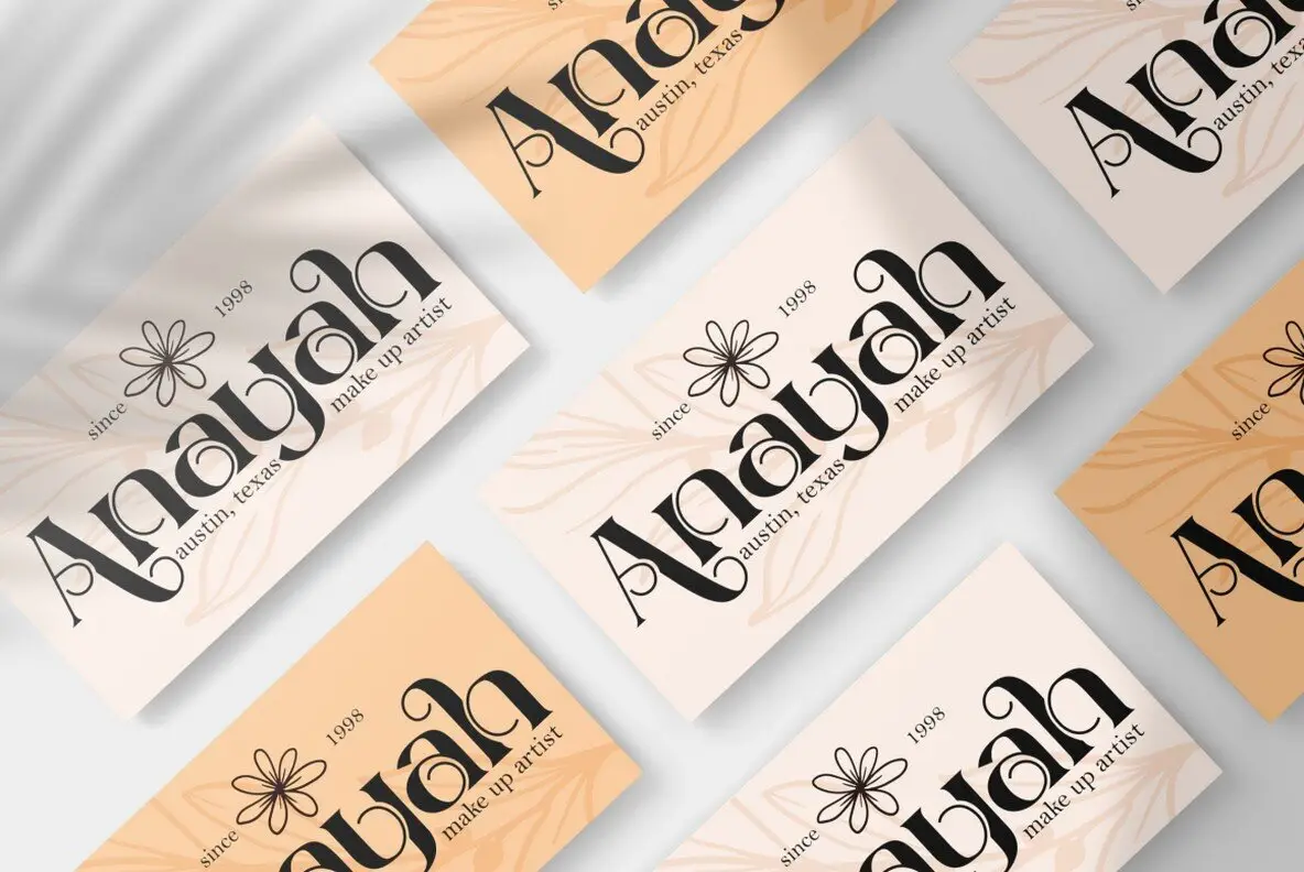 Layla Font - YouWorkForThem