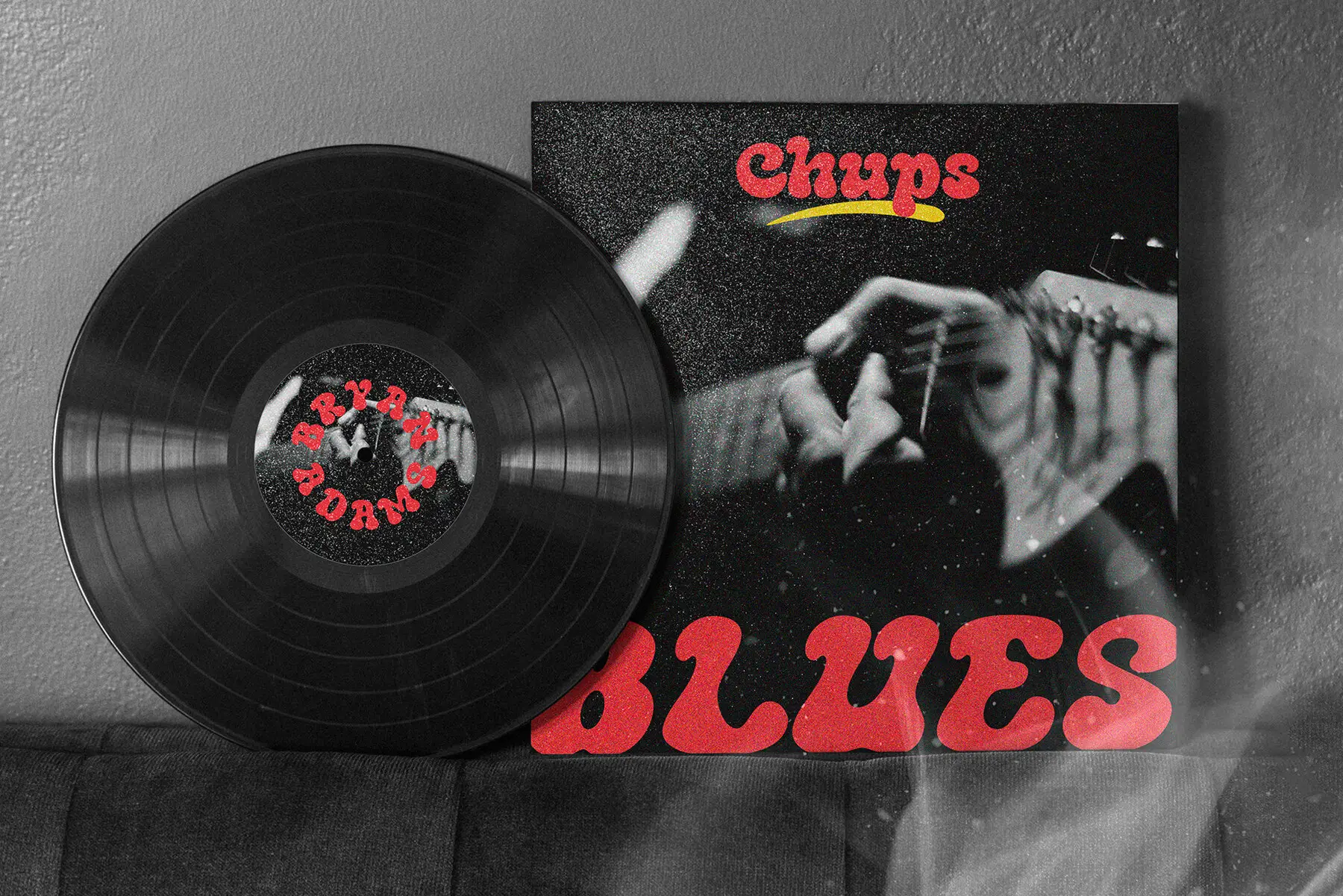 Chups Font - YouWorkForThem