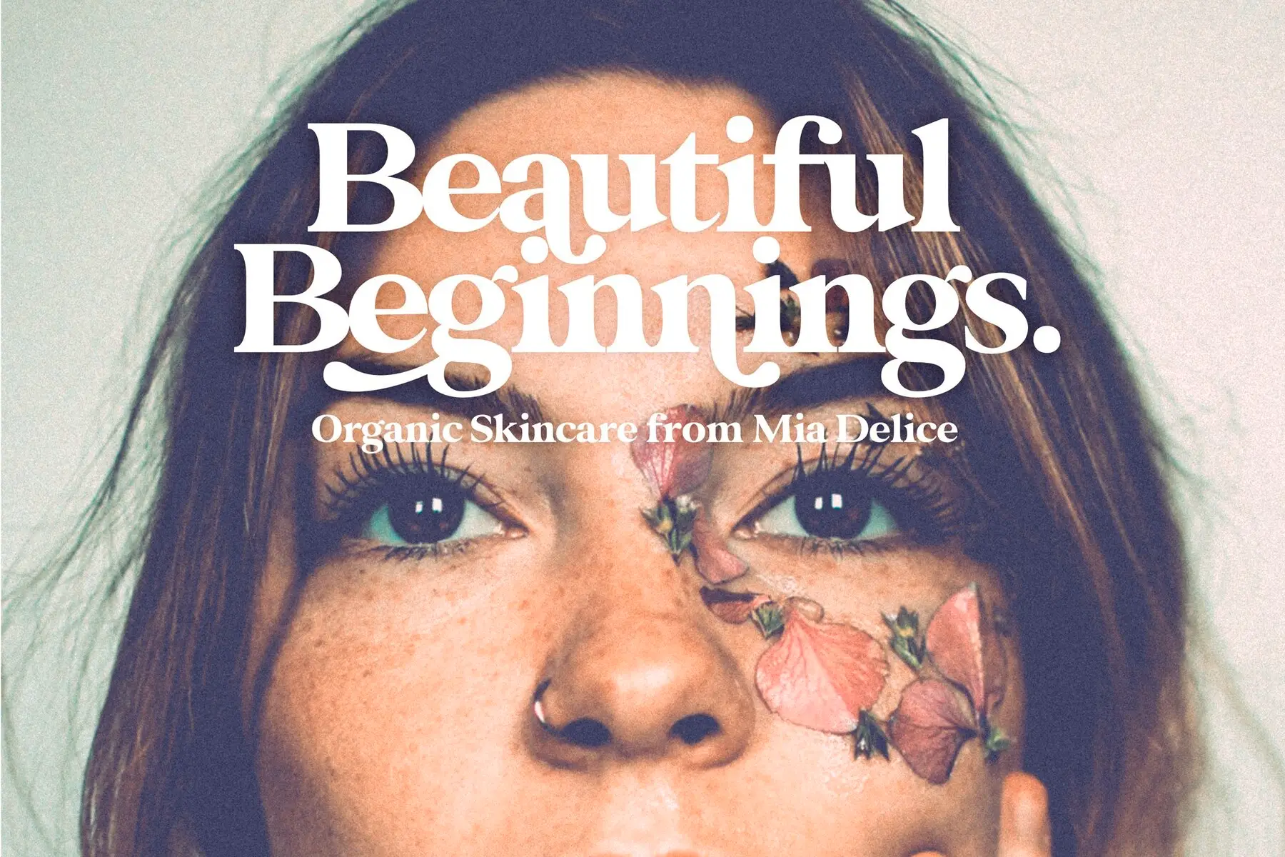 Glamour Absolute: Bold Serif with Modern and Vintage Curves - FontPath