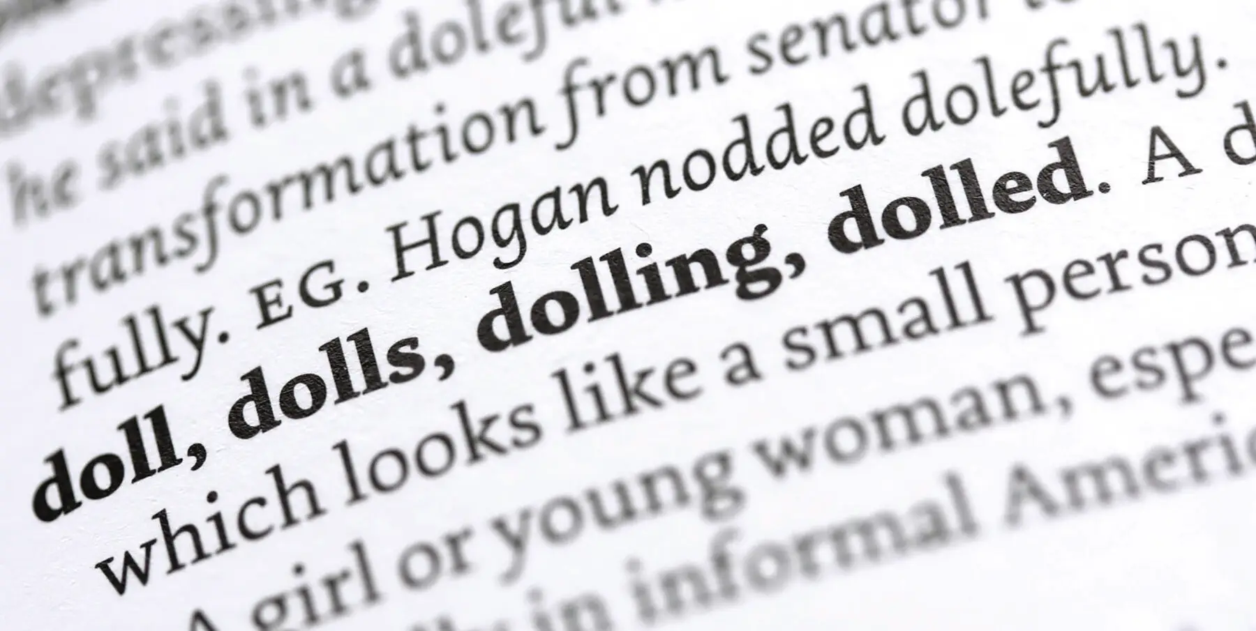 Dolly Pro Font - FontPath