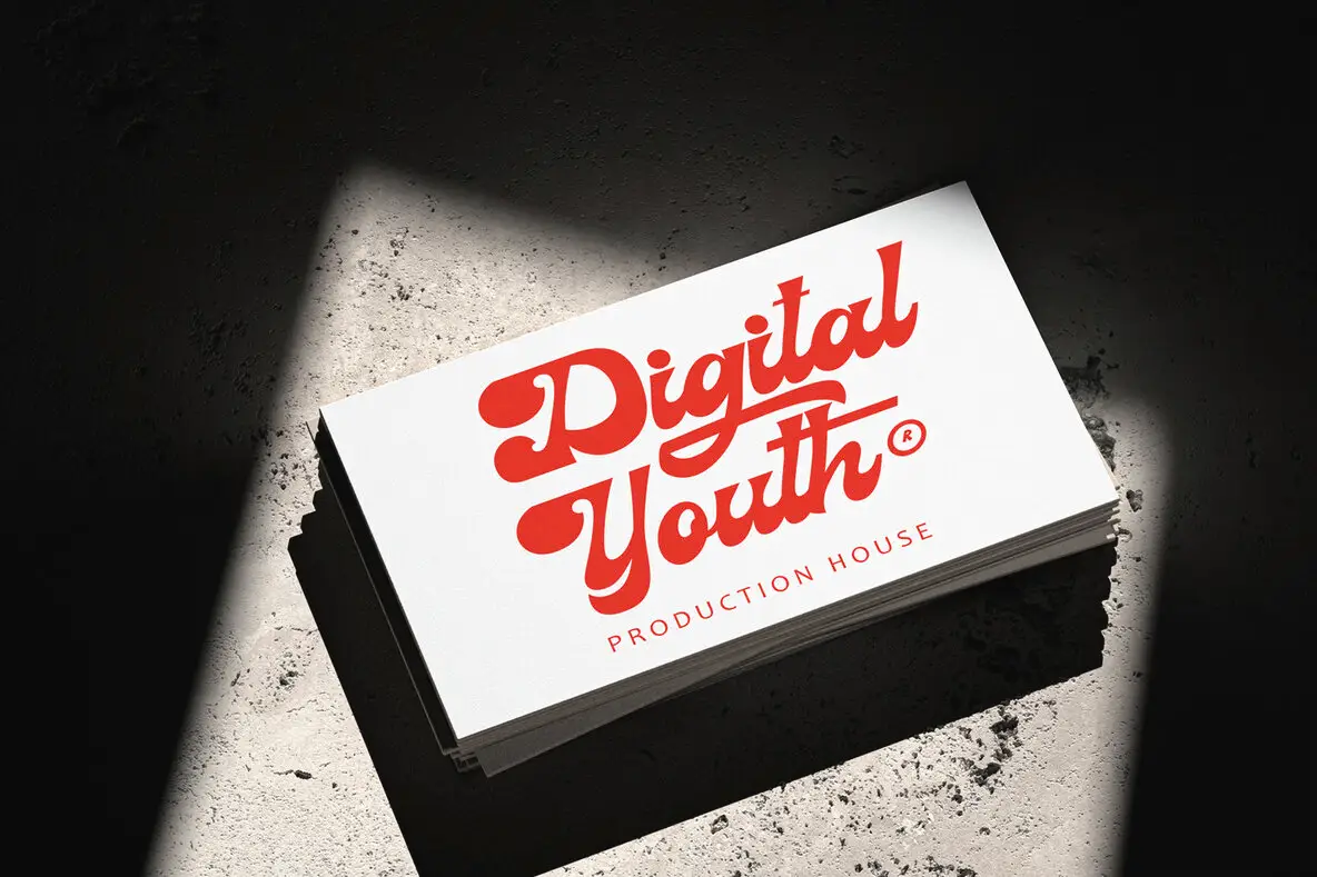 Courtyard Font - YouWorkForThem