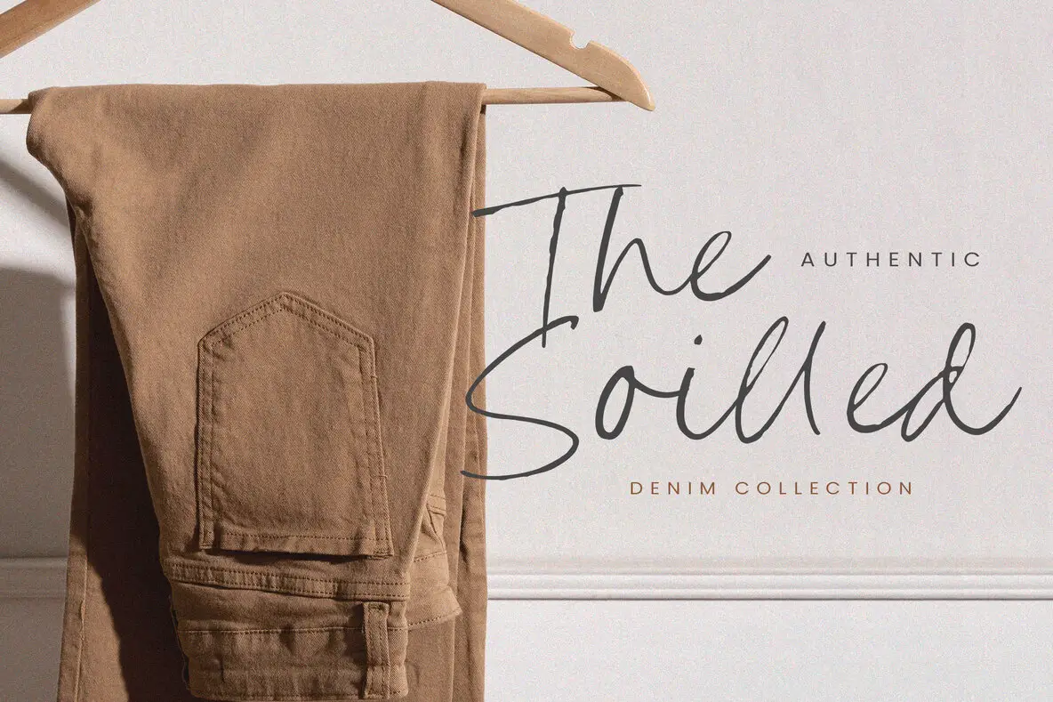 Charlotte Signature Font - FontPath