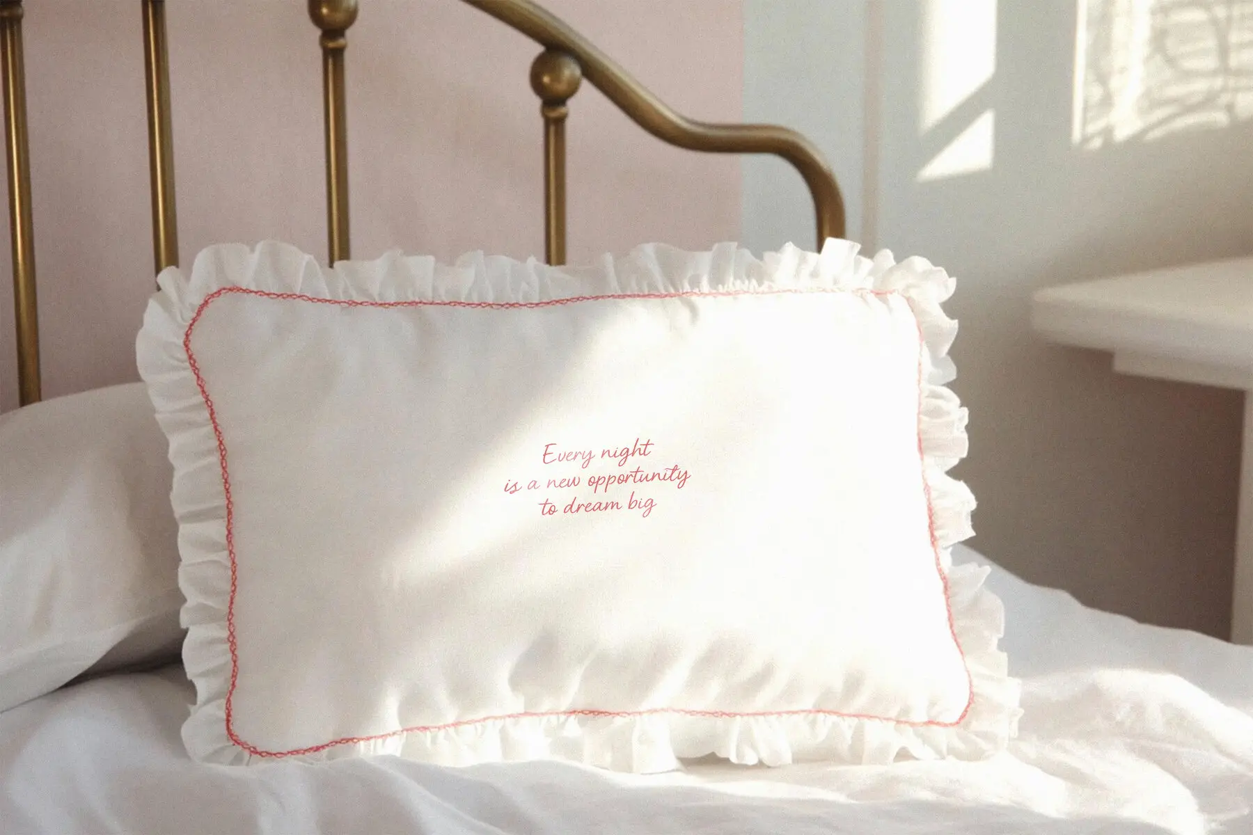 Pink Queen Font - YouWorkForThem