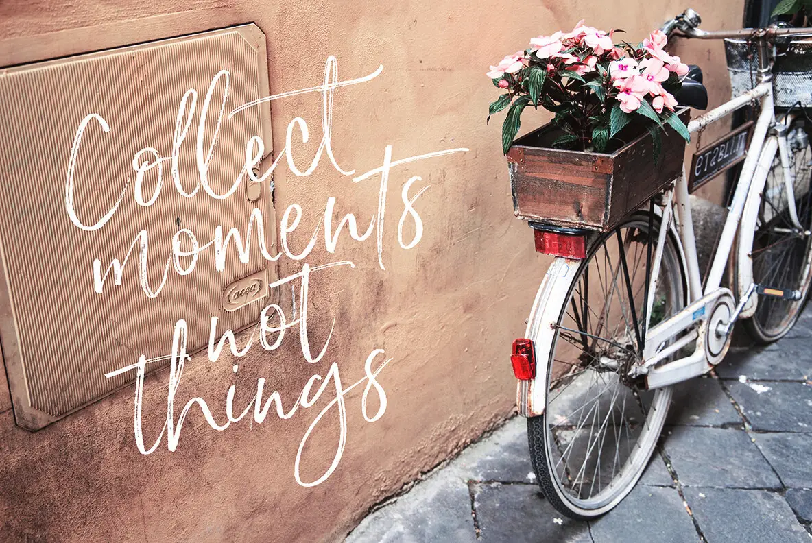 Saturday Script Font - FontPath