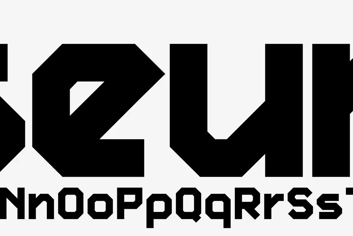 Colosseum Font - FontPath