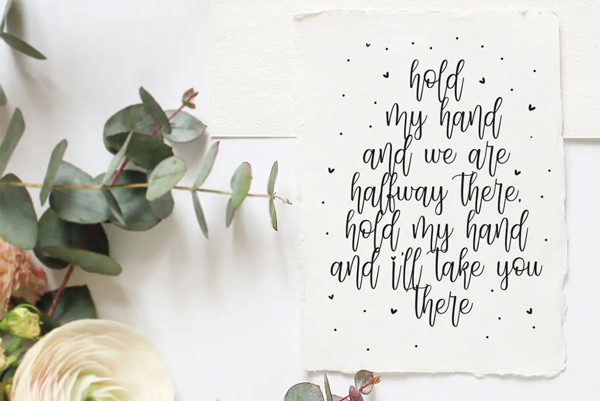 Dynamic Love Font - FontPath