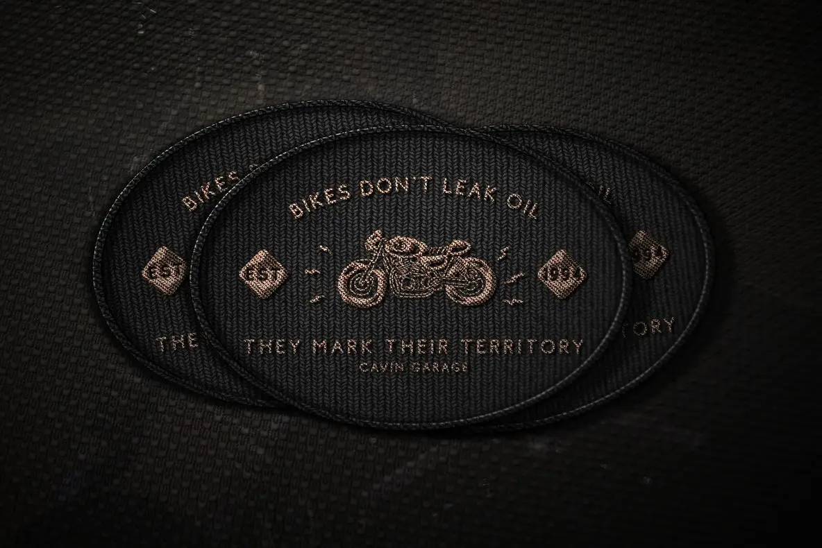 Comodo Font - YouWorkForThem